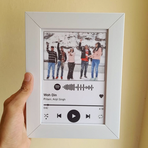 Customize Spotify Wooden Frame with Personalised Song - Size 6 X 8 Inc